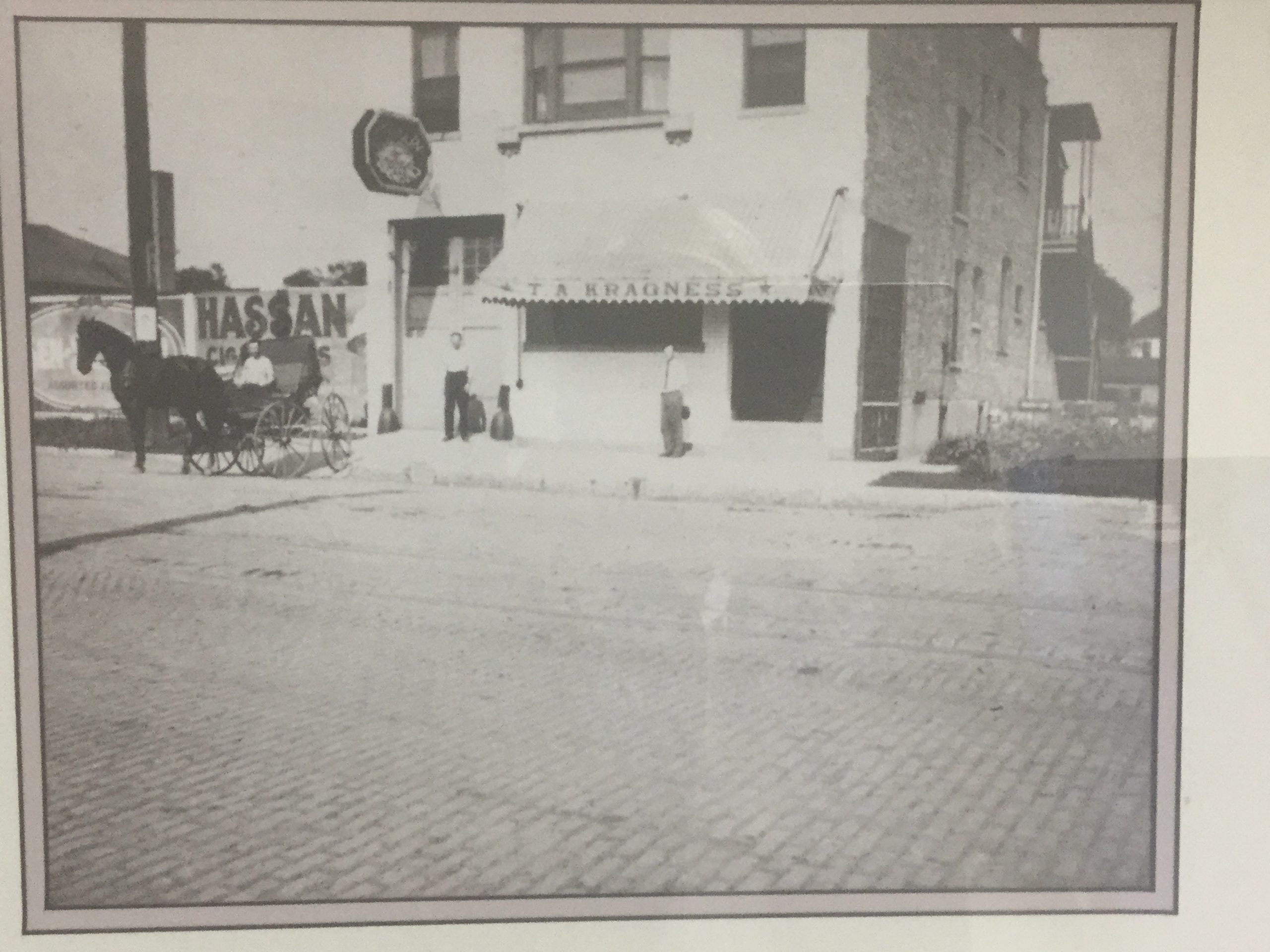 About Kragness Animal Hospital - Chicago, IL 60628 Veterinarian